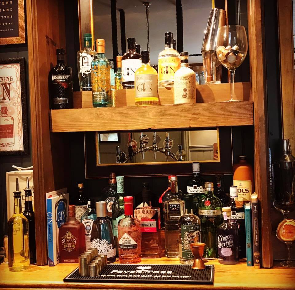 New Look & New Menu Makes The Cowdray Arms A Top Choice - RH Uncovered